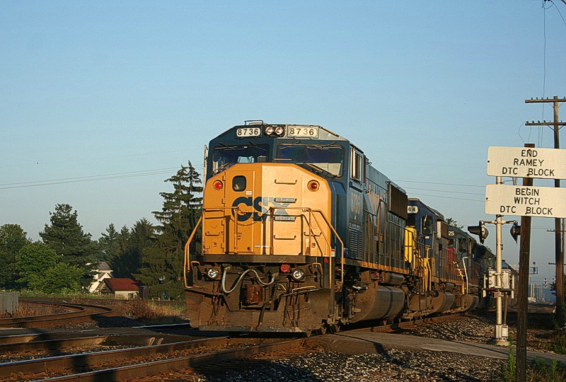 CSX 8736